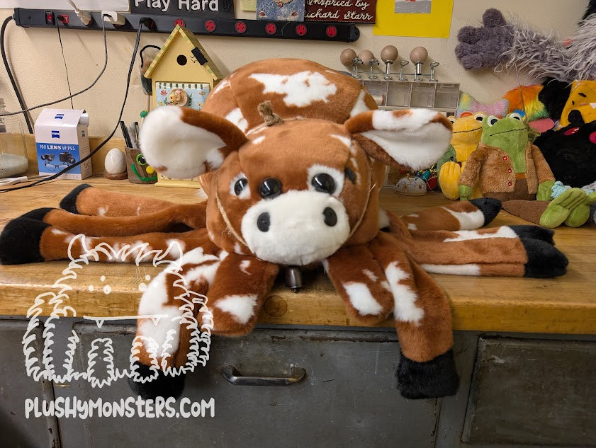 Big Cow Spider in Disguise - Weighted Big'n – Plushy Monsters