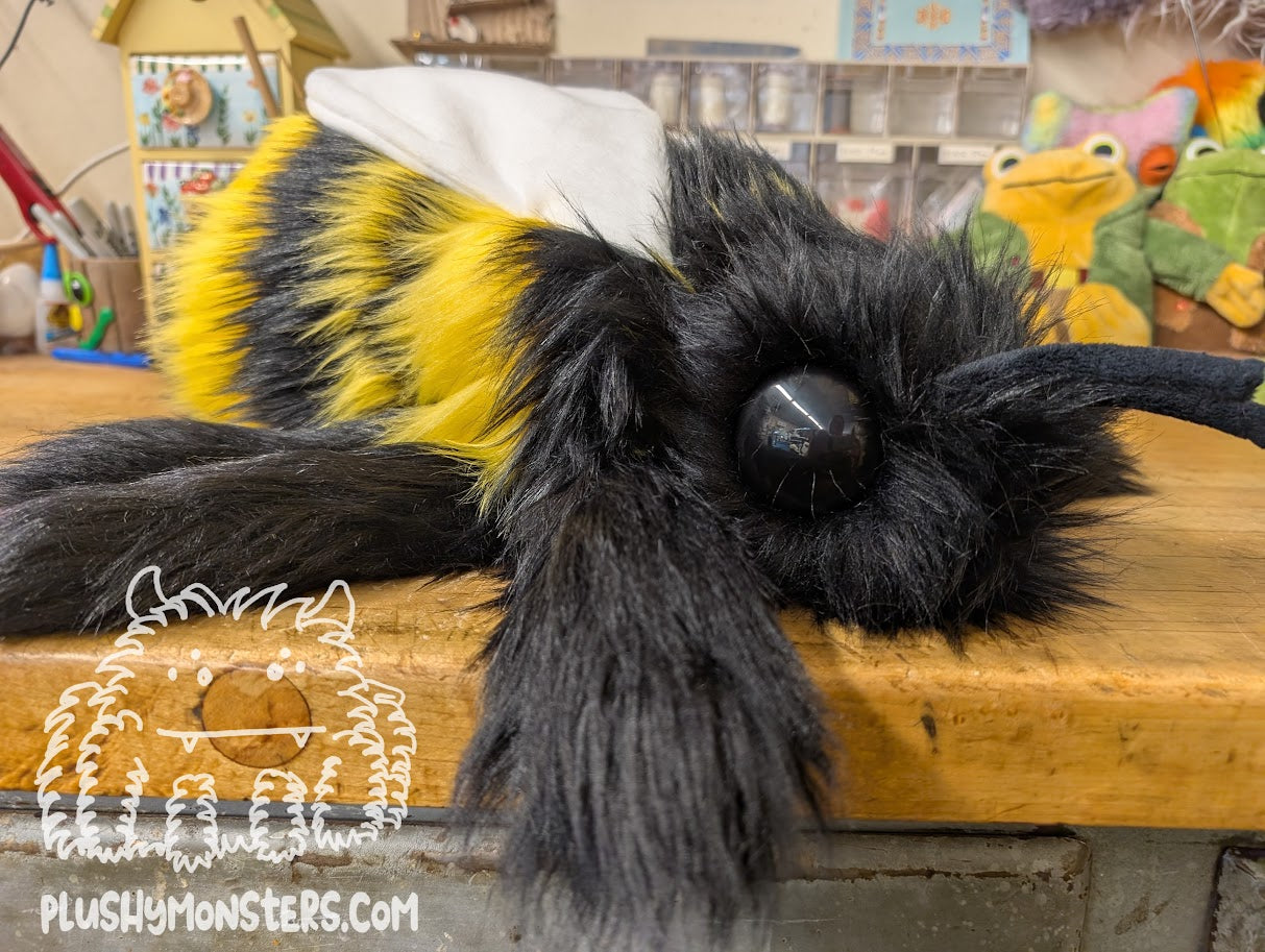 Herman, the Actual Bee! - Weighted Bumblebee Plushy – Plushy Monsters